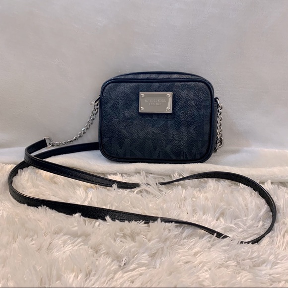 Michael Kors | Bags | Michael Kors Jet Set Crossbody Logo Small | Poshmark